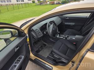 Brūns Volvo V50 2008 Talsi, ar dzinēja tilpumu 1.60 L un nobraukumu 355 tūkst. km par 1500 €, foto 8 vietnē AUTOMOTO.COM.LV