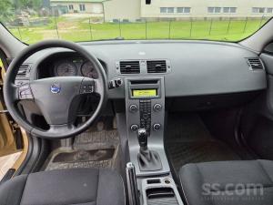 Brūns Volvo V50 2008 Talsi, ar dzinēja tilpumu 1.60 L un nobraukumu 355 tūkst. km par 1500 €, foto 9 vietnē AUTOMOTO.COM.LV