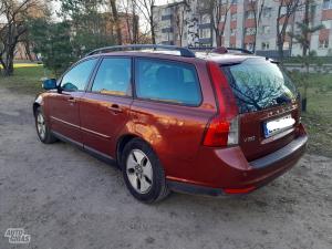 Brown Volvo V50 2010 in Marijampole, with an engine capacity of 1.60 L and mileage of 316 thousand km for 1450 €, photo 4 on AUTOMOTO.COM.LV