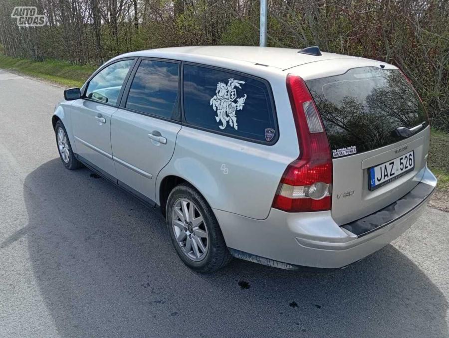 Volvo V50 2004 in Kretinga, with an engine capacity of 2.00 L and mileage of 340 thousand km for 1550 €, photo 1 on AUTOMOTO.COM.LV
