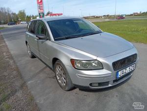 Volvo V50 2004 in Kretinga, with an engine capacity of 2.00 L and mileage of 340 thousand km for 1550 €, photo 4 on AUTOMOTO.COM.LV