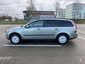 Zaļš Volvo V50 2003 Šauļi, ar dzinēja tilpumu 1.60 L un nobraukumu 253 tūkst. km par 1700 €, foto 2 vietnē AUTOMOTO.COM.LV