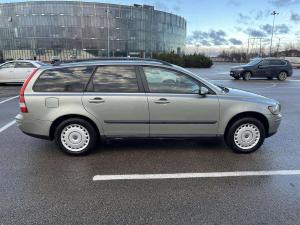 Zaļš Volvo V50 2003 Šauļi, ar dzinēja tilpumu 1.60 L un nobraukumu 253 tūkst. km par 1700 €, foto 6 vietnē AUTOMOTO.COM.LV