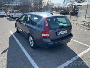 Zaļš Volvo V50 2005 Rīga, ar dzinēja tilpumu 1.60 L un nobraukumu 279 tūkst. km par 1600 €, foto 4 vietnē AUTOMOTO.COM.LV