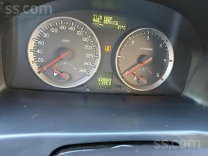 Green Volvo V50 2006 in Riga, with an engine capacity of 1.60 L and mileage of 340 thousand km for 1450 €, photo 15 on AUTOMOTO.COM.LV