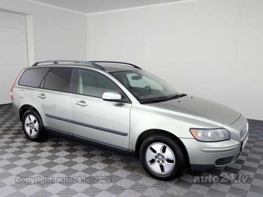 Green Volvo V50 2007 in Tallinn, with an engine capacity of 1.80 L and mileage of 315 thousand km for 899 €, photo 1 on AUTOMOTO.COM.LV