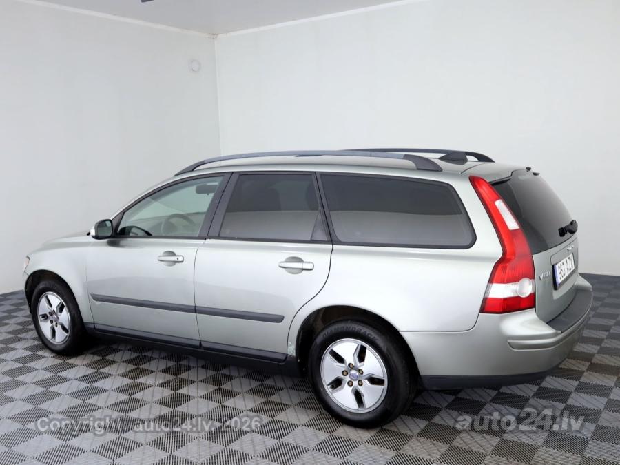 Green Volvo V50 2007 in Tallinn, with an engine capacity of 1.80 L and mileage of 315 thousand km for 899 €, photo 5 on AUTOMOTO.COM.LV