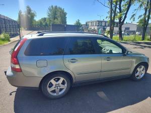 Zaļš Volvo V50 2007 Kauņa, ar dzinēja tilpumu 2.00 L un nobraukumu 383 tūkst. km par 1450 €, foto 5 vietnē AUTOMOTO.COM.LV