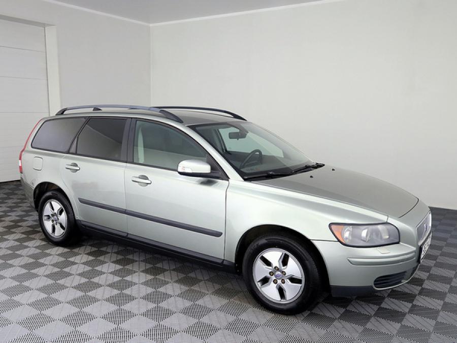 Zaļš Volvo V50 2007 Tallina, ar dzinēja tilpumu 1.80 L un nobraukumu 315 tūkst. km par 699 €, foto 1 vietnē AUTOMOTO.COM.LV