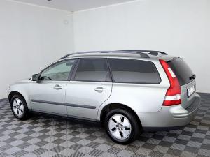 Zaļš Volvo V50 2007 Tallina, ar dzinēja tilpumu 1.80 L un nobraukumu 315 tūkst. km par 699 €, foto 5 vietnē AUTOMOTO.COM.LV