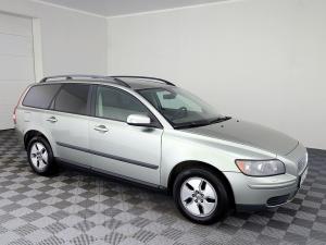 Zaļš Volvo V50 2007 Tallina, ar dzinēja tilpumu 1.80 L un nobraukumu 315 tūkst. km par 699 €, foto 9 vietnē AUTOMOTO.COM.LV