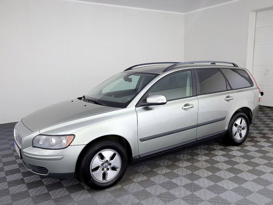 Zaļš Volvo V50 2007 Tallina, ar dzinēja tilpumu 1.80 L un nobraukumu 315 tūkst. km par 699 €, foto 10 vietnē AUTOMOTO.COM.LV