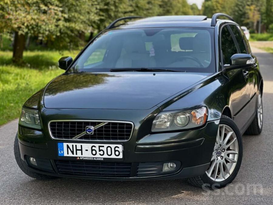 Zaļš Volvo V50 2007 Jelgava, ar dzinēja tilpumu 2.00 L un nobraukumu 0 tūkst. km par 1450 €, foto 4 vietnē AUTOMOTO.COM.LV