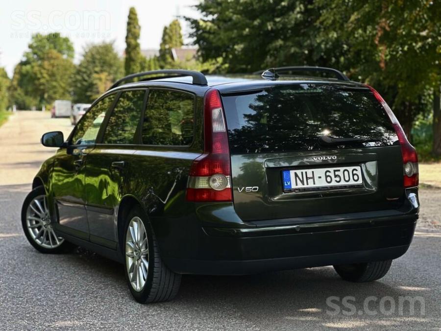 Zaļš Volvo V50 2007 Jelgava, ar dzinēja tilpumu 2.00 L un nobraukumu 0 tūkst. km par 1450 €, foto 8 vietnē AUTOMOTO.COM.LV