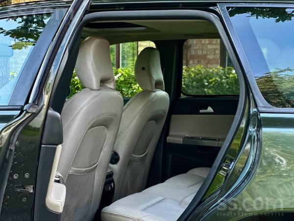 Zaļš Volvo V50 2007 Jelgava, ar dzinēja tilpumu 2.00 L un nobraukumu 0 tūkst. km par 1450 €, foto 10 vietnē AUTOMOTO.COM.LV