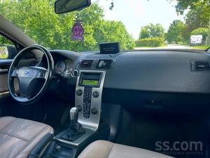 Zaļš Volvo V50 2007 Jelgava, ar dzinēja tilpumu 2.00 L un nobraukumu 0 tūkst. km par 1450 €, foto 16 vietnē AUTOMOTO.COM.LV