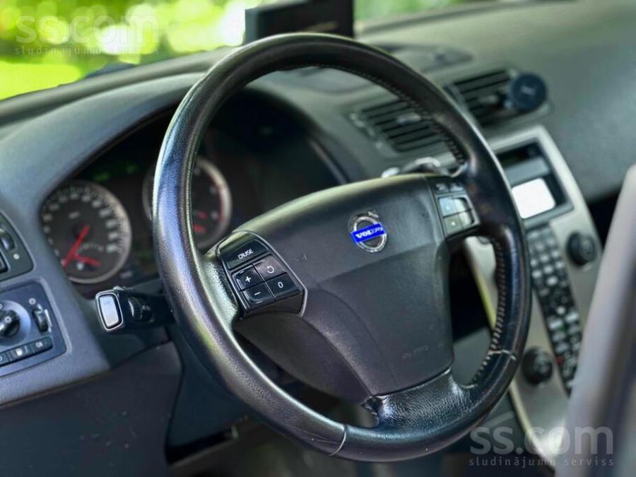 Zaļš Volvo V50 2007 Jelgava, ar dzinēja tilpumu 2.00 L un nobraukumu 0 tūkst. km par 1450 €, foto 17 vietnē AUTOMOTO.COM.LV