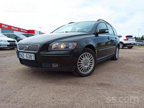 Volvo V50 2007 Daugavpils vietnÄ ZaļŔ Volvo V50 2007 Daugavpils, ar dzinÄja tilpumu 2.00 L un nobraukumu 0 tÅ«kst. km par 1980 ā¬, foto 1 vietnÄ AUTOMOTO.COM.LV