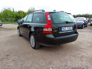 Zaļš Volvo V50 2007 Daugavpils, ar dzinēja tilpumu 2.00 L un nobraukumu 0 tūkst. km par 1980 €, foto 6 vietnē AUTOMOTO.COM.LV
