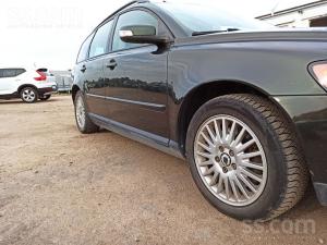 Zaļš Volvo V50 2007 Daugavpils, ar dzinēja tilpumu 2.00 L un nobraukumu 0 tūkst. km par 1980 €, foto 10 vietnē AUTOMOTO.COM.LV