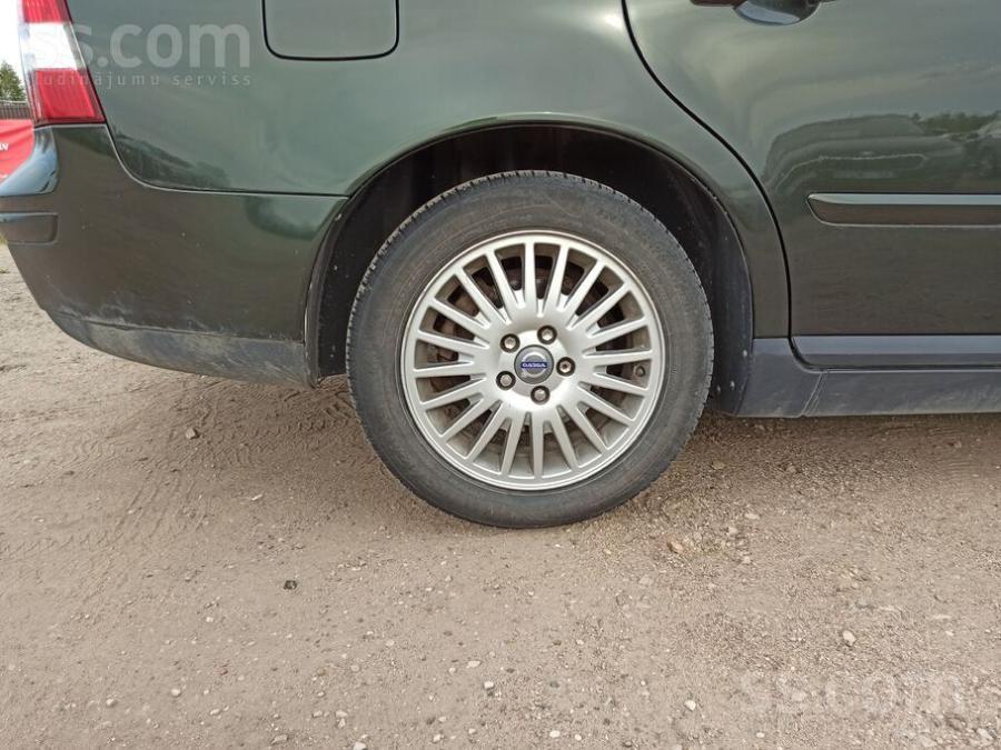 Zaļš Volvo V50 2007 Daugavpils, ar dzinēja tilpumu 2.00 L un nobraukumu 0 tūkst. km par 1980 €, foto 12 vietnē AUTOMOTO.COM.LV