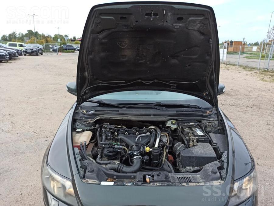 Zaļš Volvo V50 2007 Daugavpils, ar dzinēja tilpumu 2.00 L un nobraukumu 0 tūkst. km par 1980 €, foto 13 vietnē AUTOMOTO.COM.LV