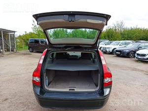 Zaļš Volvo V50 2007 Daugavpils, ar dzinēja tilpumu 2.00 L un nobraukumu 0 tūkst. km par 1980 €, foto 15 vietnē AUTOMOTO.COM.LV