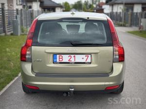 Zaļš Volvo V50 2008 Jelgava, ar dzinēja tilpumu 1.80 L un nobraukumu 266 tūkst. km par 3750 €, foto 10 vietnē AUTOMOTO.COM.LV
