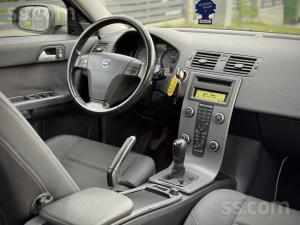 Zaļš Volvo V50 2008 Jelgava, ar dzinēja tilpumu 1.80 L un nobraukumu 266 tūkst. km par 3750 €, foto 16 vietnē AUTOMOTO.COM.LV