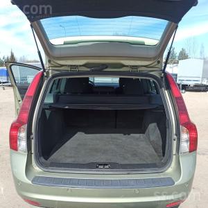 Green Volvo V50 2008 in Daugavpils, with an engine capacity of 1.60 L and mileage of 0 thousand km for 3200 €, photo 8 on AUTOMOTO.COM.LV