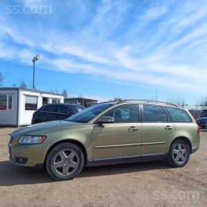 Green Volvo V50 2008 in Daugavpils, with an engine capacity of 1.60 L and mileage of 0 thousand km for 3200 €, photo 11 on AUTOMOTO.COM.LV