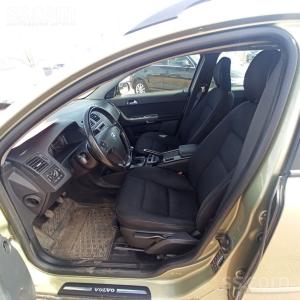 Green Volvo V50 2008 in Daugavpils, with an engine capacity of 1.60 L and mileage of 0 thousand km for 3200 €, photo 12 on AUTOMOTO.COM.LV