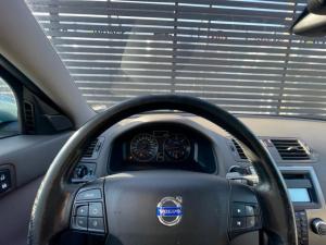 Zaļš Volvo V50 2008 Rīga, ar dzinēja tilpumu 2.40 L un nobraukumu 0 tūkst. km par 3800 €, foto 12 vietnē AUTOMOTO.COM.LV