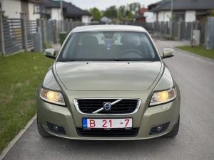 Зеленый Вольво В50 2008 в Елгава, объемом двигателя 1.80 л и пробегом 266 тыс. км за 3750 €, фото 4 на AUTOMOTO.COM.LV