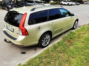 Zaļš Volvo V50 2008 Klaipėda, ar dzinēja tilpumu 2.52 L un nobraukumu 319 tūkst. km par 2500 €, foto 3 vietnē AUTOMOTO.COM.LV