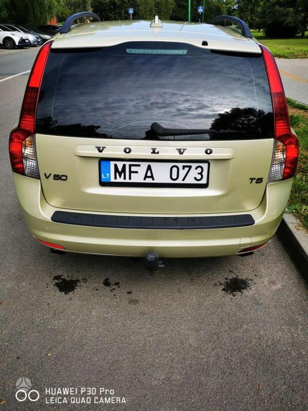 Green Volvo V50 2008 in Klaipeda, with an engine capacity of 2.52 L and mileage of 319 thousand km for 2500 €, photo 3 on AUTOMOTO.COM.LV