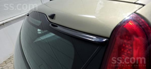 Zaļš Volvo V50 2009 Rīga, ar dzinēja tilpumu 1.60 L un nobraukumu 258 tūkst. km par 3950 €, foto 10 vietnē AUTOMOTO.COM.LV