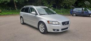Pelēks Volvo V50 2011 Šauļi, ar dzinēja tilpumu 1.60 L un nobraukumu 260 tūkst. km par 2250 €, foto 1 vietnē AUTOMOTO.COM.LV