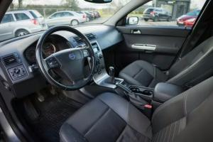 Grey Volvo V50 2006 in Liepaja, with an engine capacity of 2.00 L and mileage of 267 thousand km for 2750 €, photo 11 on AUTOMOTO.COM.LV