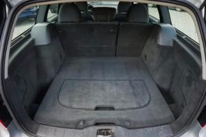 Grey Volvo V50 2006 in Liepaja, with an engine capacity of 2.00 L and mileage of 267 thousand km for 2750 €, photo 13 on AUTOMOTO.COM.LV