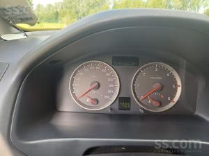 Серый Вольво В50 2006 в Валмиера, объемом двигателя 2.00 л и пробегом 359 тыс. км за 1500 €, фото 5 на AUTOMOTO.COM.LV