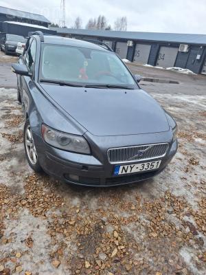 Pelēks Volvo V50 2005 Rīga, ar dzinēja tilpumu 2.00 L un nobraukumu 450 tūkst. km par 1800 €, foto 6 vietnē AUTOMOTO.COM.LV