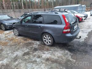 Pelēks Volvo V50 2005 Rīga, ar dzinēja tilpumu 2.00 L un nobraukumu 450 tūkst. km par 1800 €, foto 9 vietnē AUTOMOTO.COM.LV