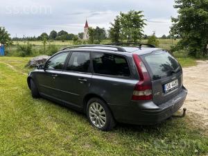 Pelēks Volvo V50 2004 Rīga, ar dzinēja tilpumu 2.00 L un nobraukumu 314 tūkst. km par 950 €, foto 4 vietnē AUTOMOTO.COM.LV