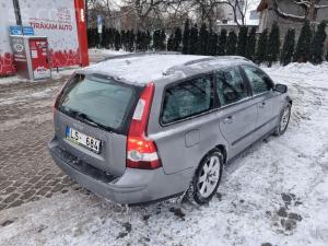 Pelēks Volvo V50 2004 Rīga, ar dzinēja tilpumu 2.40 L un nobraukumu 264 tūkst. km par 800 €, foto 5 vietnē AUTOMOTO.COM.LV