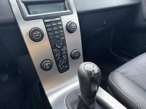 Grey Volvo V50 2004 in Daugavpils, with an engine capacity of 2.00 L and mileage of 312 thousand km for 2550 €, photo 20 on AUTOMOTO.COM.LV