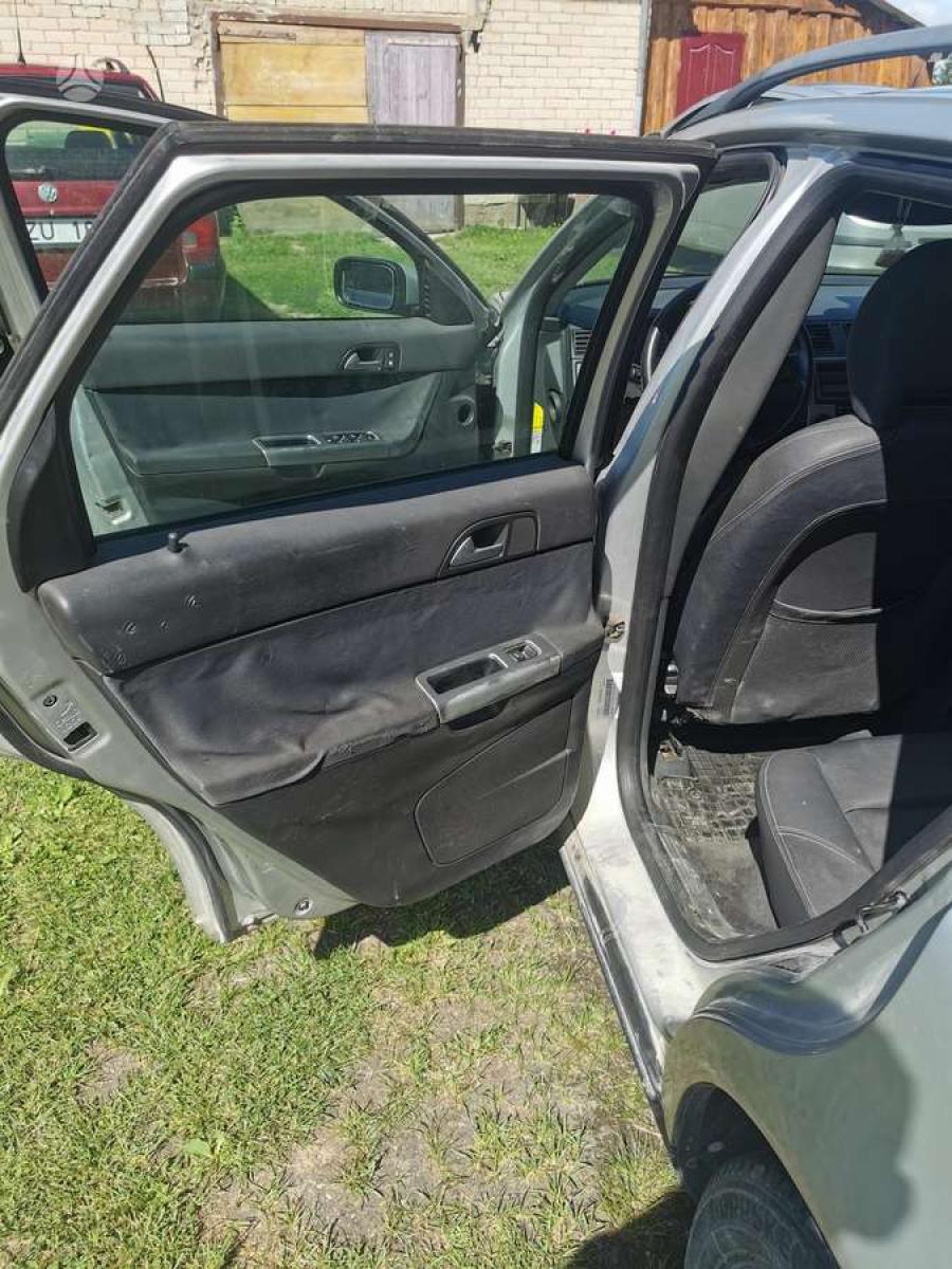 Pelēks Volvo V50 2004 Šauļi, ar dzinēja tilpumu 2.00 L un nobraukumu 475 tūkst. km par 700 €, foto 11 vietnē AUTOMOTO.COM.LV