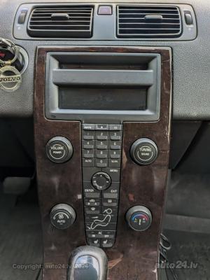 Pelēks Volvo V50 2004 Rīga, ar dzinēja tilpumu 2.40 L un nobraukumu 406 tūkst. km par 2900 €, foto 11 vietnē AUTOMOTO.COM.LV