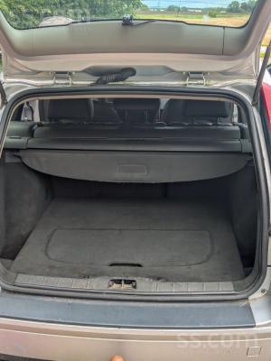 Grey Volvo V50 2004 in Saldus, with an engine capacity of 2.40 L and mileage of 406 thousand km for 2900 €, photo 14 on AUTOMOTO.COM.LV