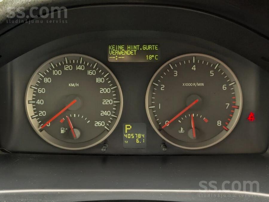 Grey Volvo V50 2004 in Saldus, with an engine capacity of 2.40 L and mileage of 406 thousand km for 2900 €, photo 15 on AUTOMOTO.COM.LV